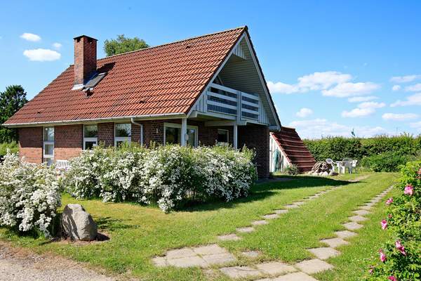 Lundeborg, Southern Funen, Denmark, Holiday home 42751, 6 persons