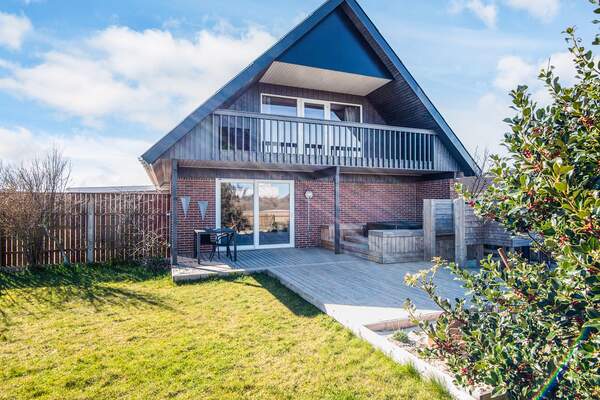 Thyborøn, North Sea, Denmark, Holiday home 54358, 12 persons